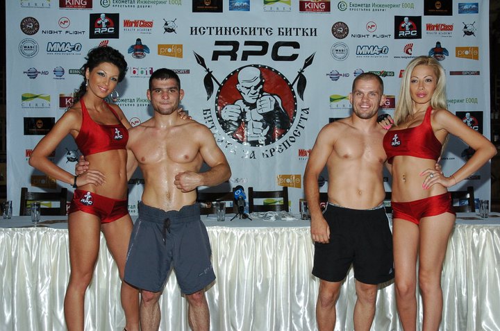 Снимки от кантара преди ММА състезанието RPC: 'Битка за крепостта' — MMA.BG